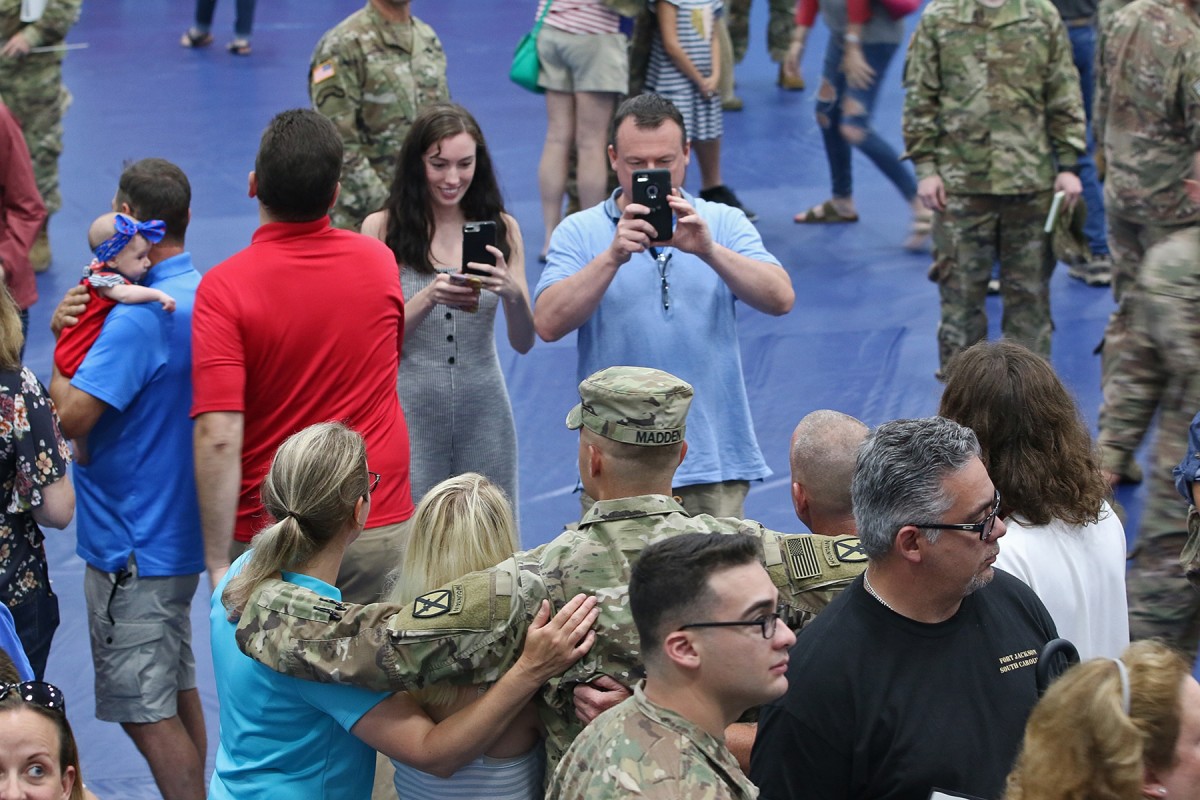 First Commando Soldiers return from deployment | Article | The United ...