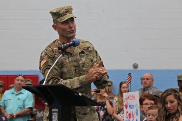 Welcome Home ceremonies reunite Commando Soldiers and Families ...