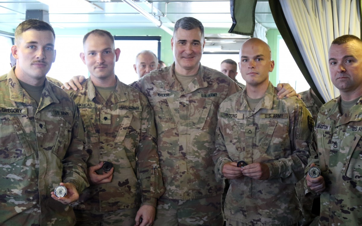 BG Clint Walker visits KNB | Article | The United States Army