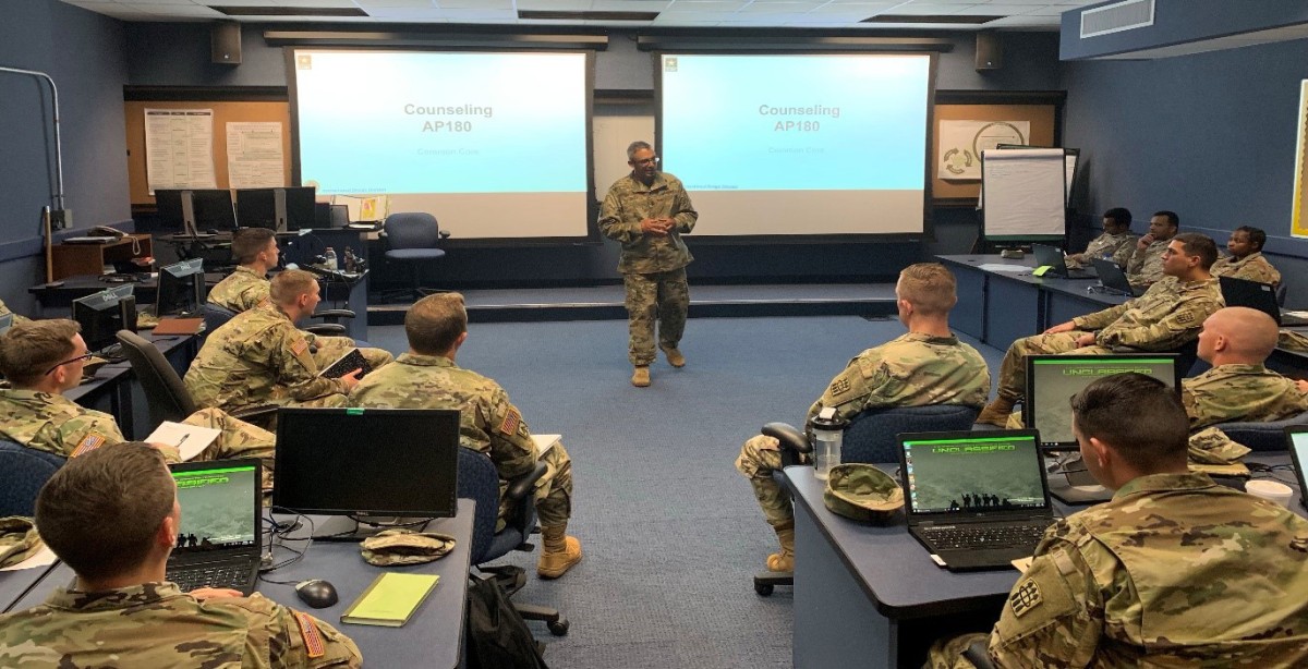 Student officers, 1st Sgt. discuss leadership | Article | The United ...