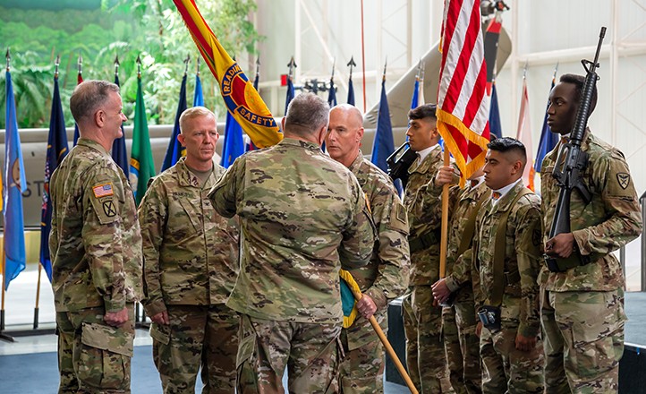 New commander assigned to USACRC | Article | The United States Army