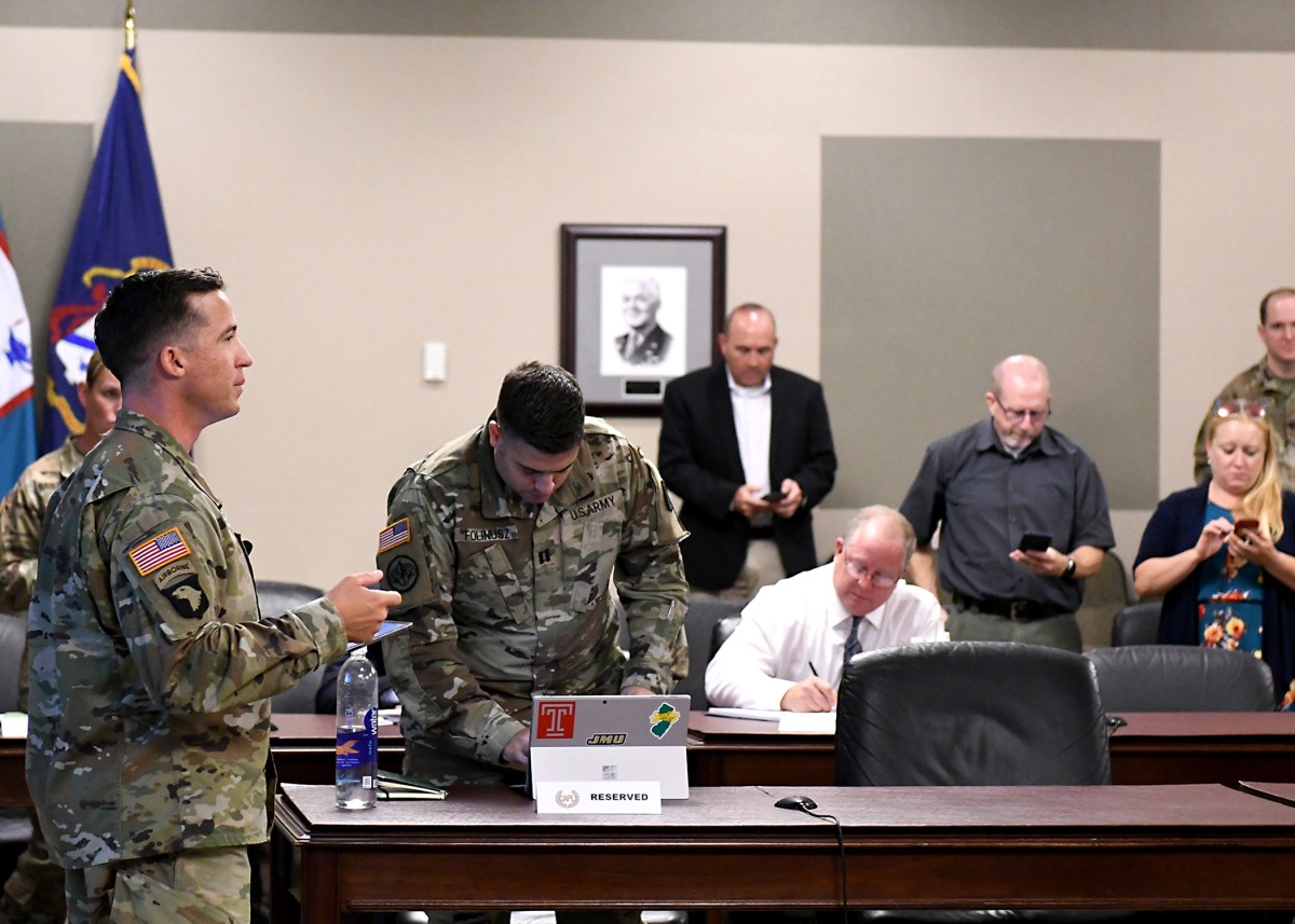 Army Leader Exchange highlights the power of digital tools | Article ...