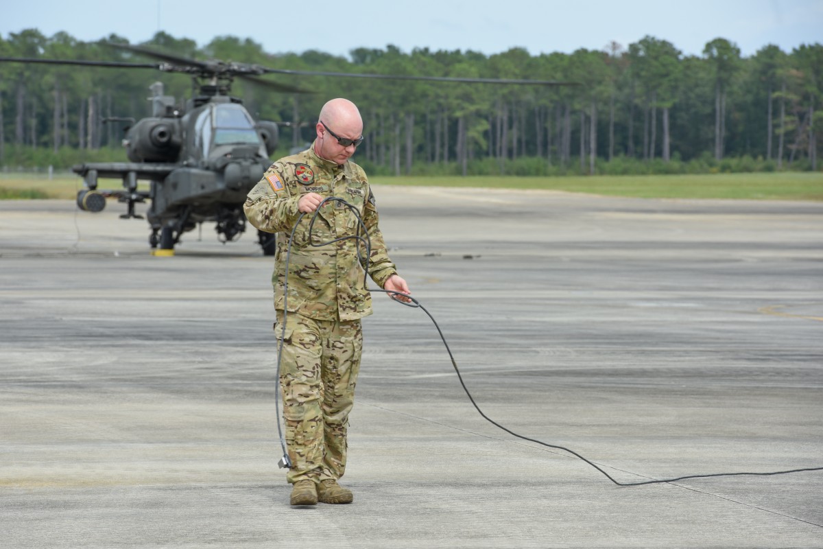 Army personnel help evacuate, prepare for recovery ops in wake of ...