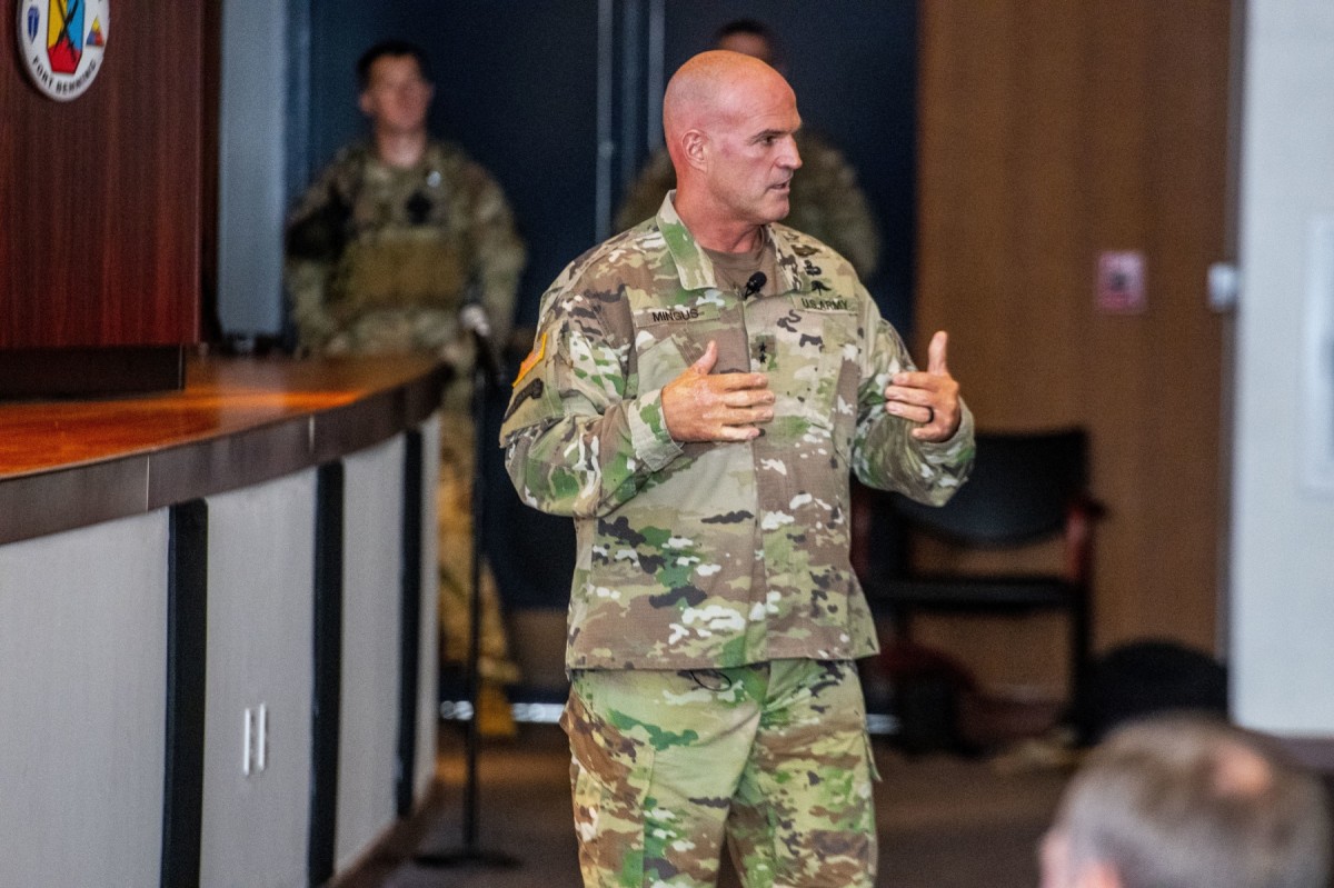 Commanding general of 82nd Airborne touts Integrated Tactical Network ...