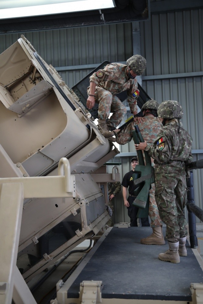 Partner nations take on U.S. roll-over training | Article | The United ...