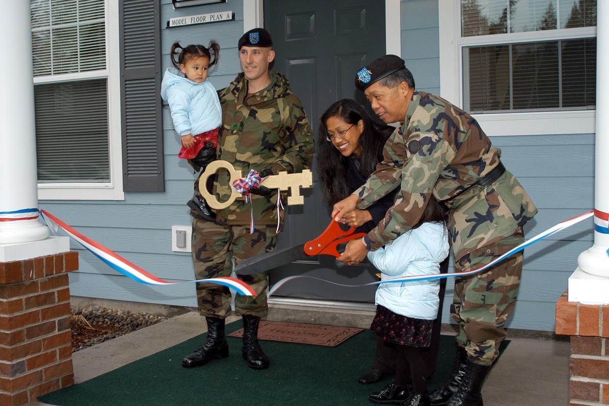 Army's fiscal, maintenance struggles forge privatized housing | Article ...