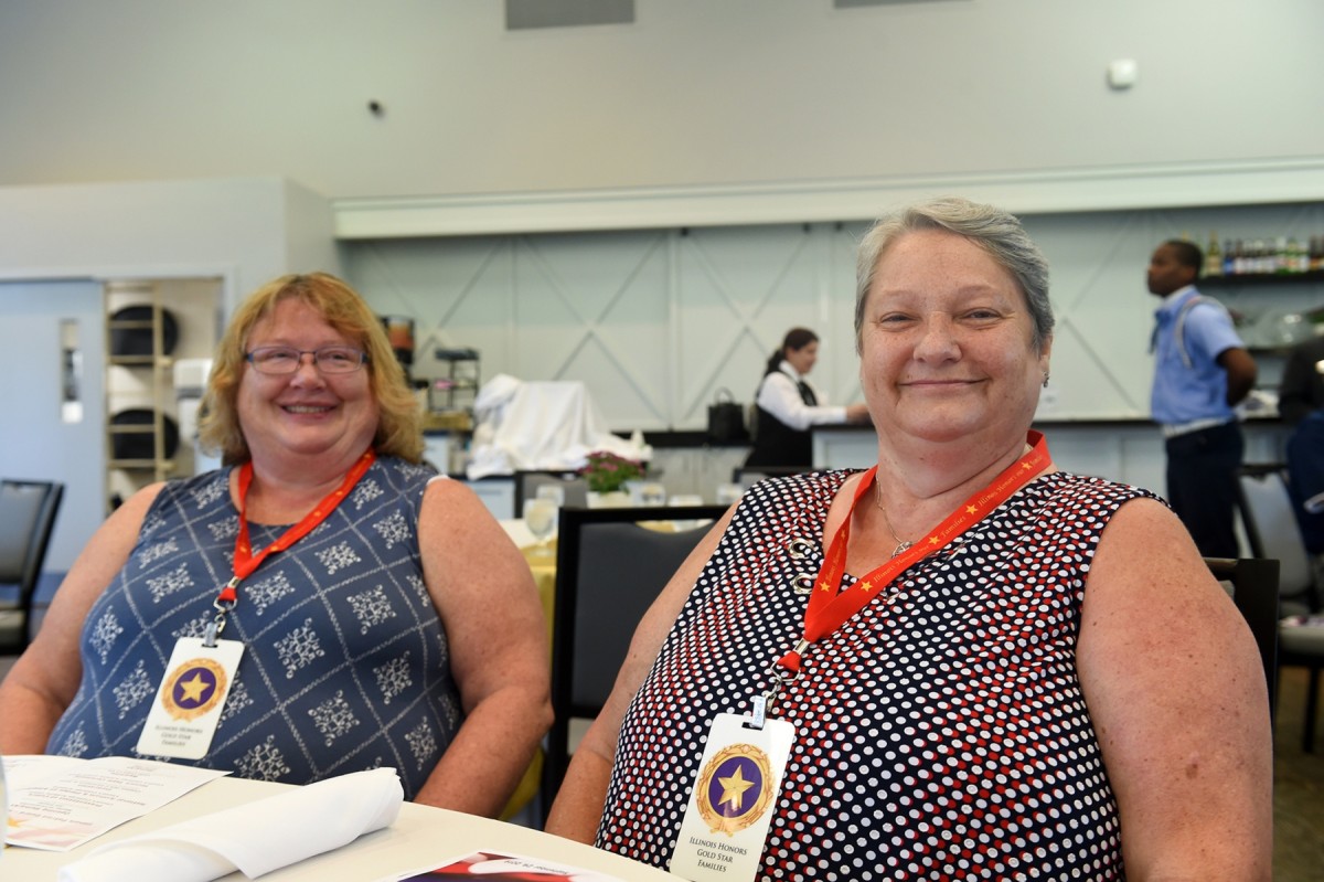 First Army Commander visits Gold Star Mothers at Chicagoland luncheon ...