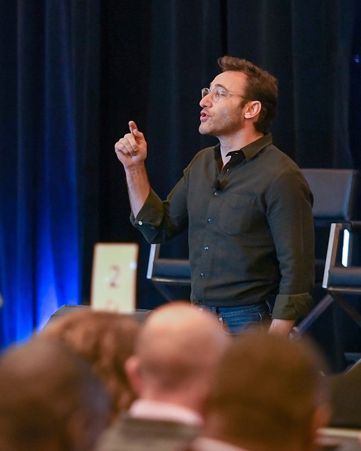 Simon Sinek talks leadership at Army Profession Forum | Article | The ...