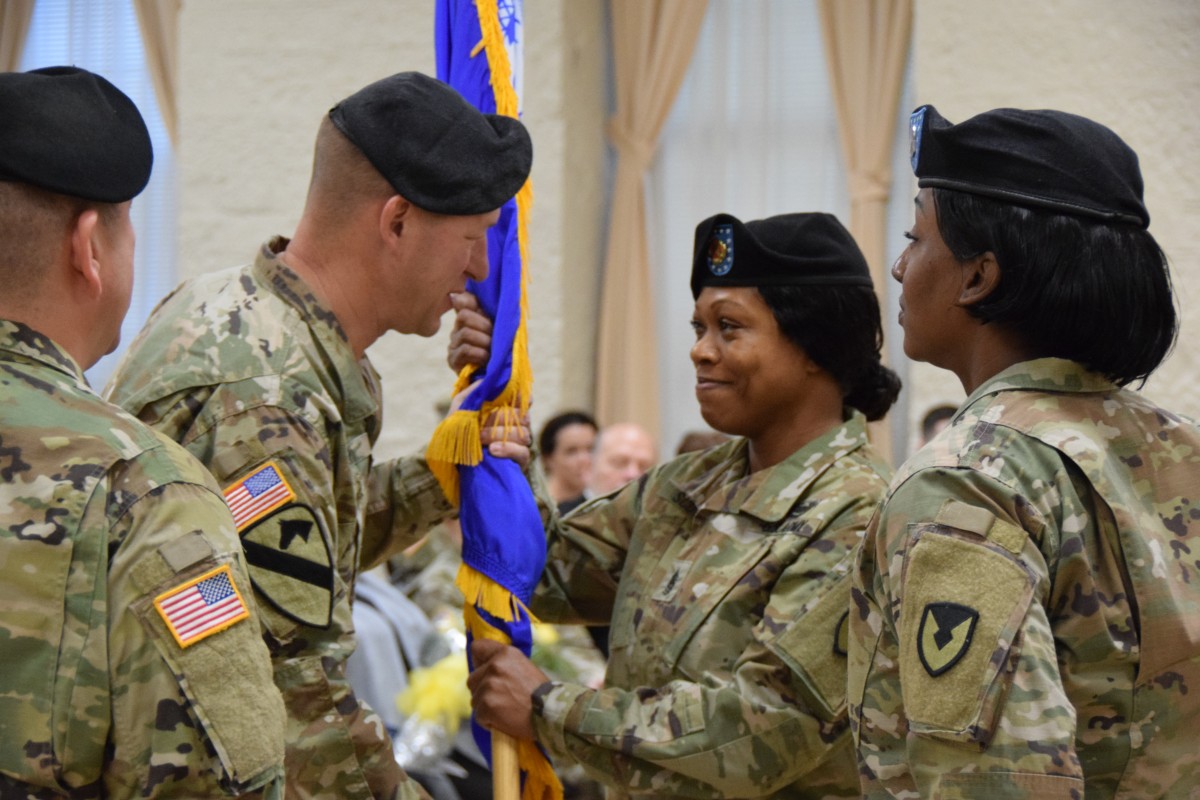 U.S. Army Garrison RIA Holds CSM Change of Responsibility | Article ...