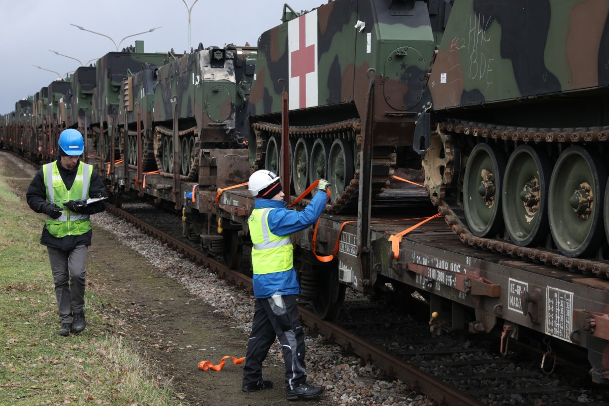 Coleman Barracks Army Prepositioned Stock Site DEFENDER-Europe 20 ...