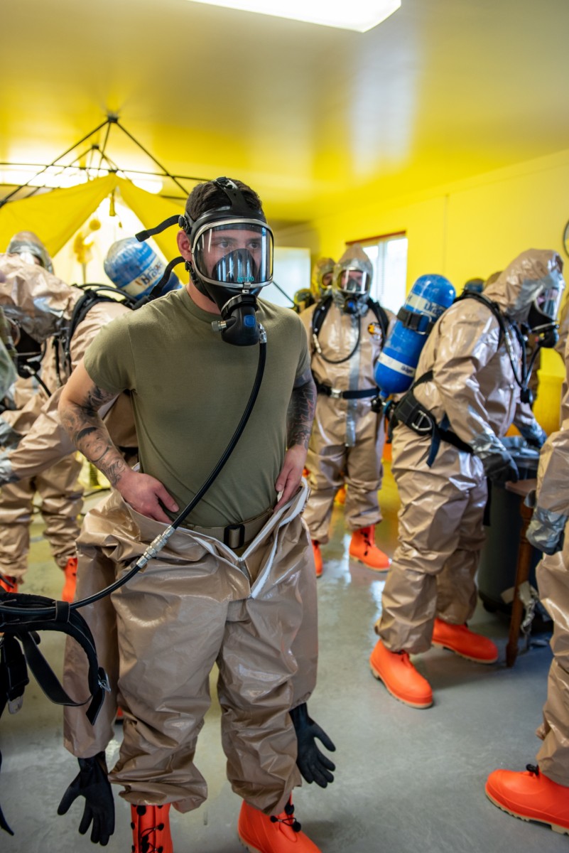 Oregon Guard members learn the basics of hazardous operations | Article ...