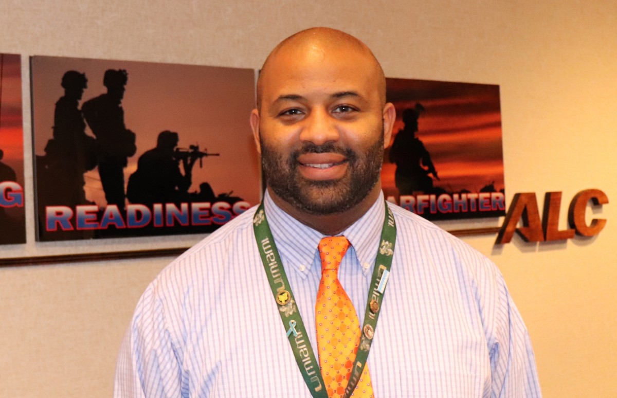 AMCOM logistician continues to innovate, excel | Article | The United ...