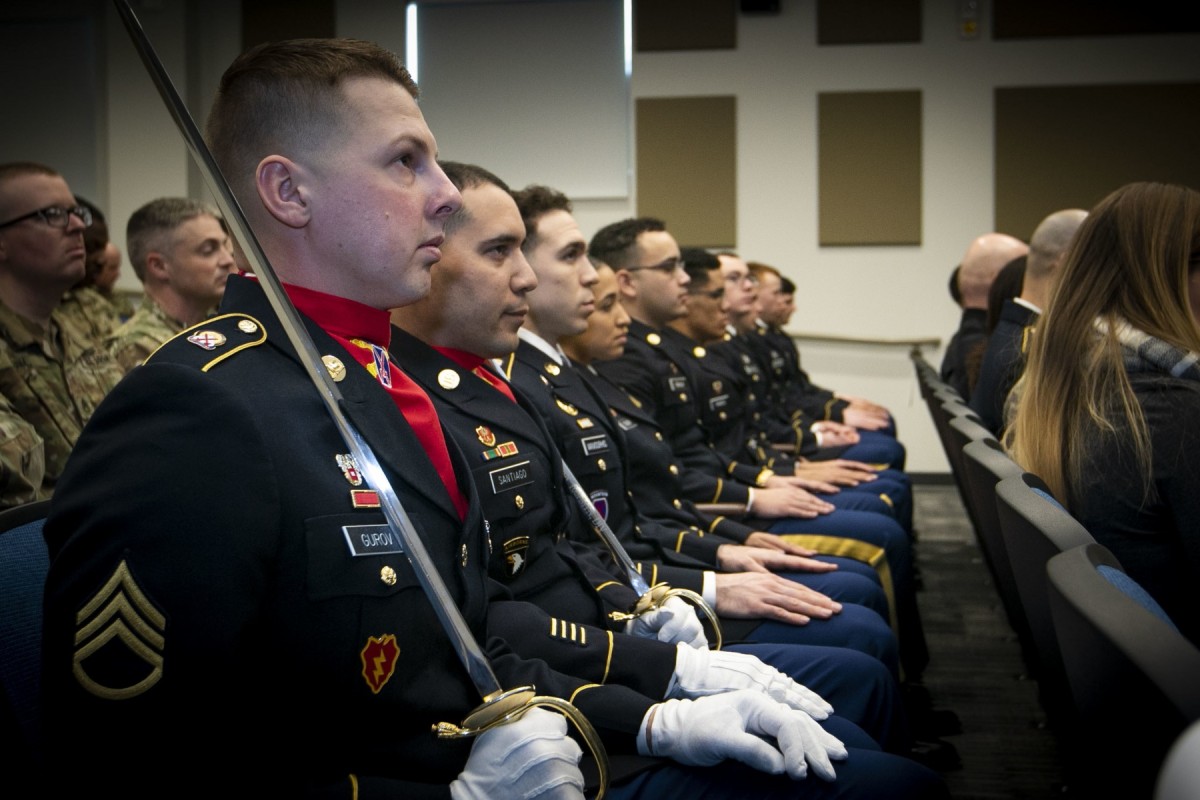 The 10th Mountain Division Artillery host a NCO Induction Ceremony ...