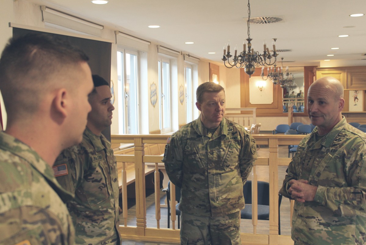 USAREUR commander recognizes heroism of 2CR Soldiers | Article | The ...