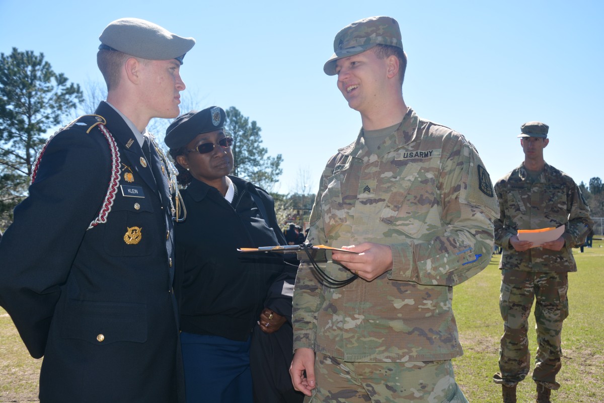 'ABOUT FACE! FORWARD MARCH!' Soldiers evaluate, mentor local cadets ...