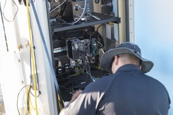 New chem/bio detector faces test for six years | Article | The United ...