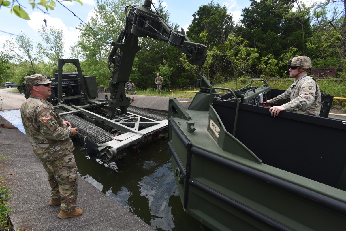 19th Engineer Battalion bridging company finds new use in old tank ...