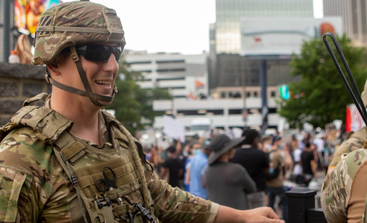 Tensions decrease in Atlanta after Guardsmen explain mission to ...