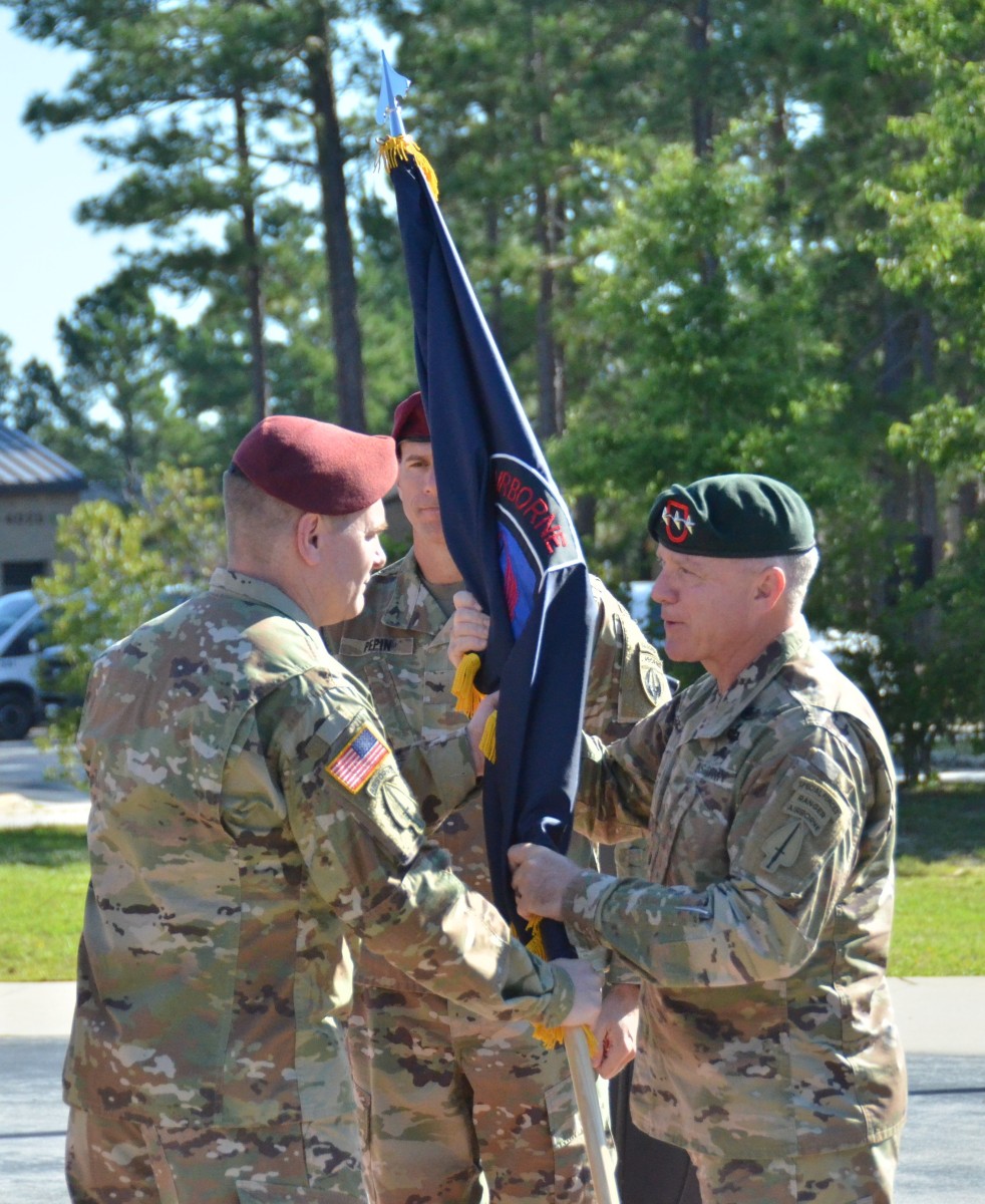 USASOAC welcomes new commander | Article | The United States Army
