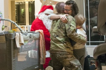 Santa delivers deployed Soldier home | Article | The United States Army