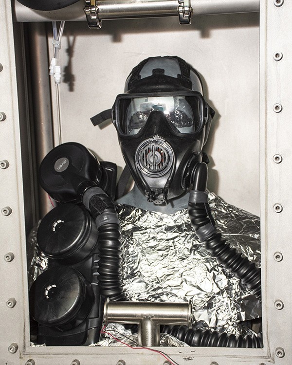 Lab Testing of New Spec-Ops Mask Ends | Article | The United States Army