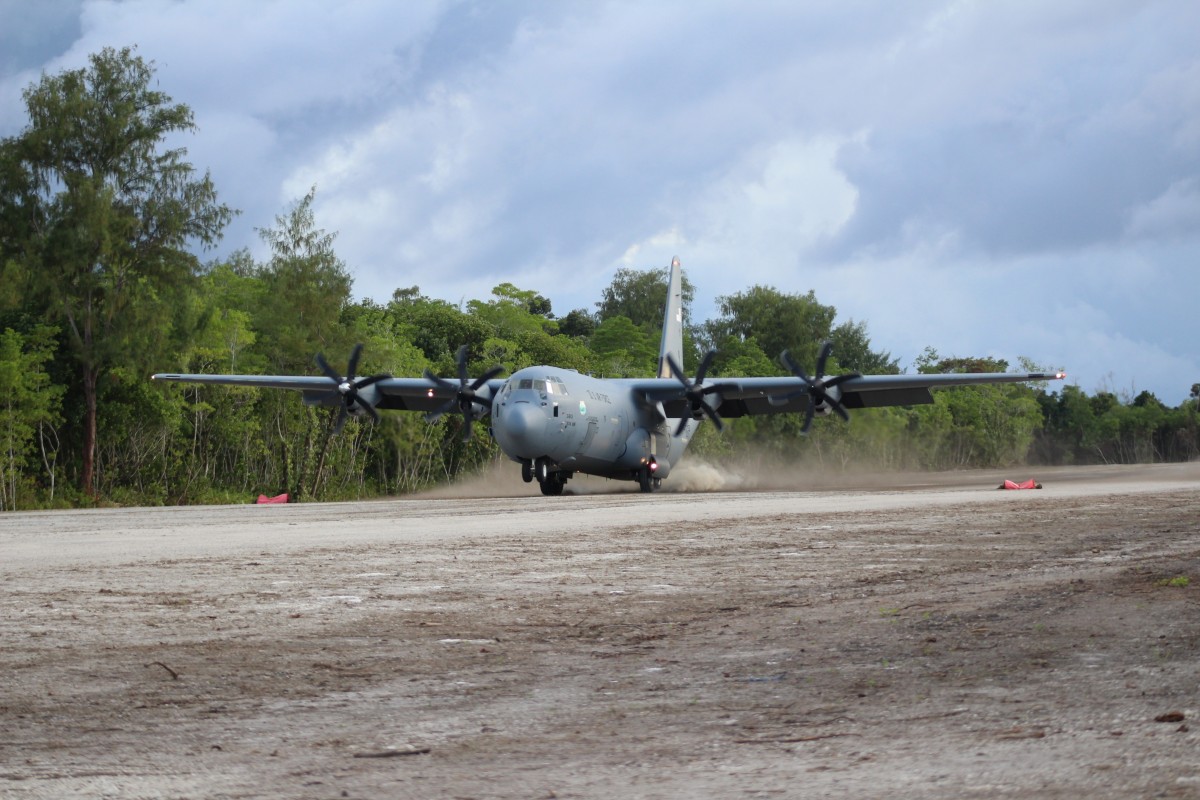 U.S. Military lands C130 on newly renovated Angaur Airfield in Palau ...