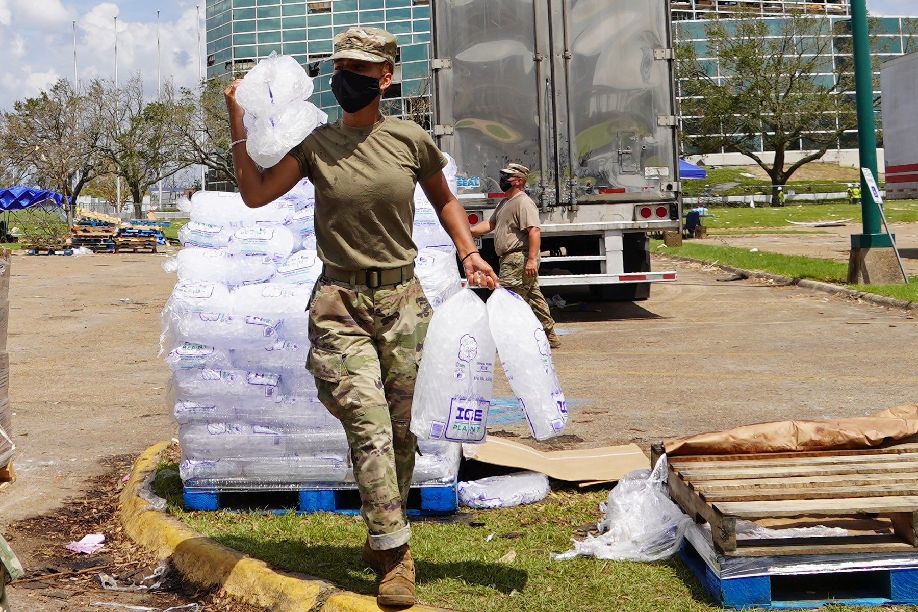 Louisiana National Guard responds to hurricane, COVID-19 | Article ... Louisiana National Guard responds to hurricane, COVID-19 | Article ...