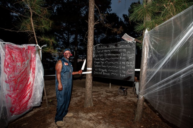 Soldiers brave haunted trail | Article | The United States Army