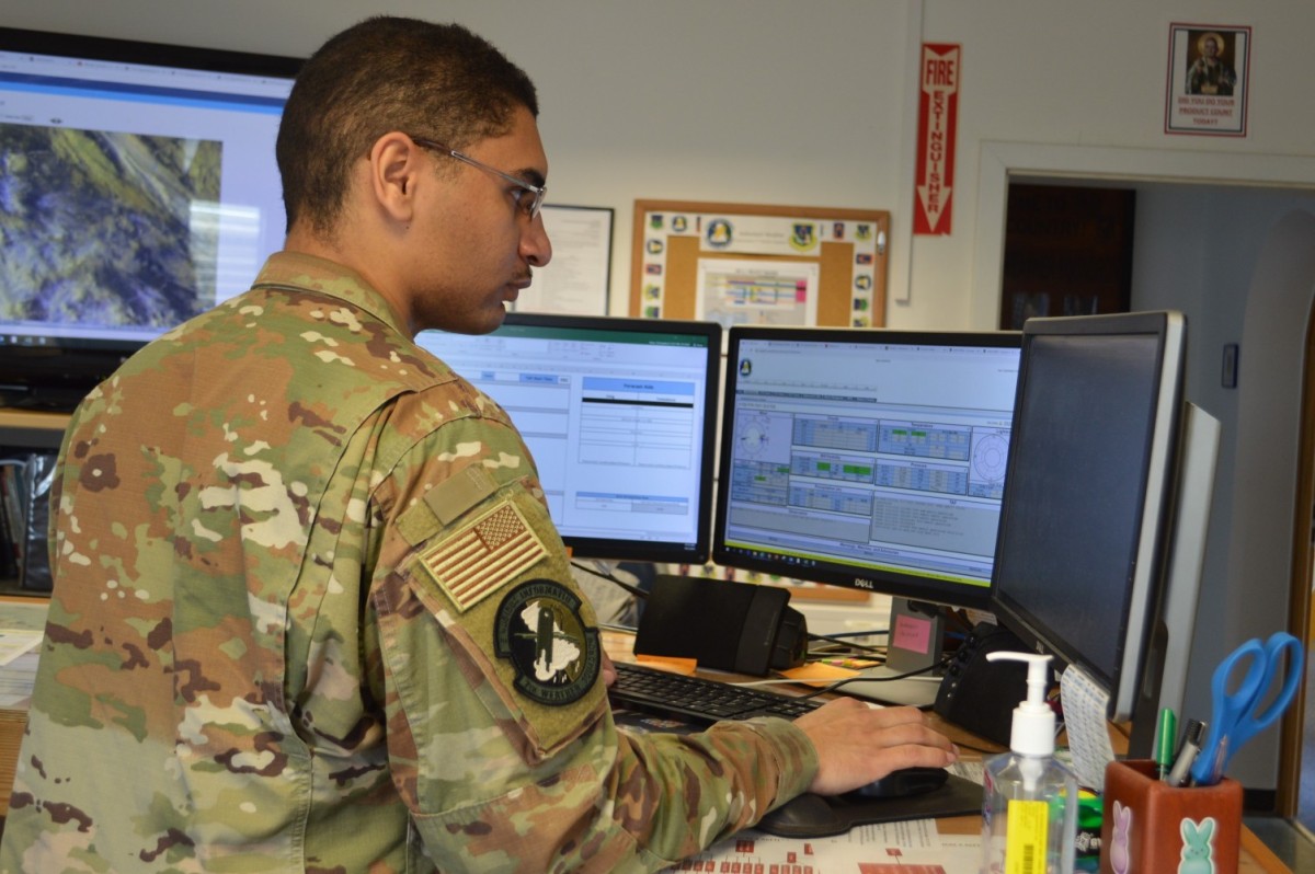 Air Force forecasters vital to 12th CAB mission | Article | The United ...