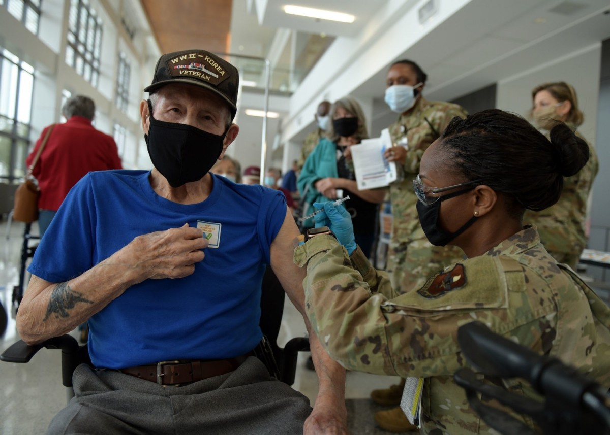 BAMC offers COVID-19 vaccine to beneficiaries 75 and older | Article ...