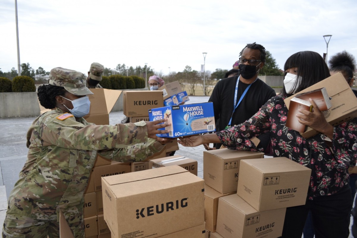 SPECIAL DELIVERY- Fort Gordon medical, military personnel receive ...