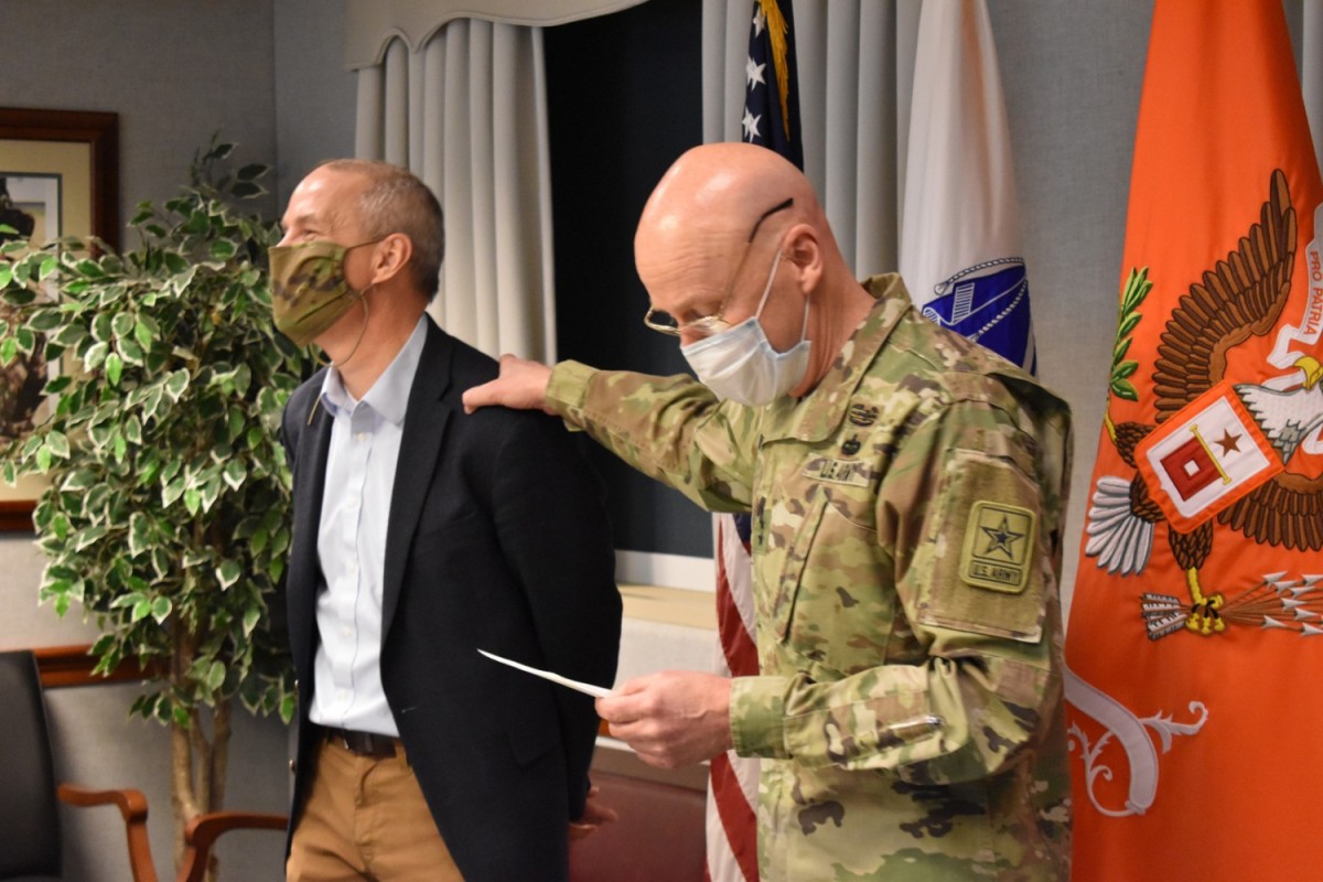 Army CIO And G-6 Bid Farewell To Deputy CIO Greg Garcia | Article | The ... Army CIO And G-6 Bid Farewell To Deputy CIO Greg Garcia | Article | The ...