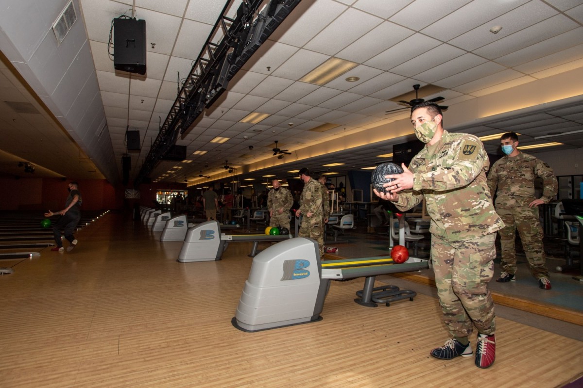 Soldiers bowl strikes for AER | Article | The United States Army