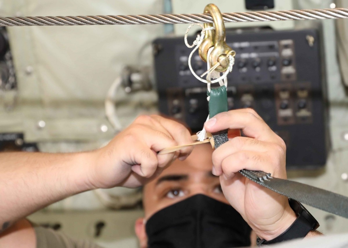 Soldiers, Marines airdrop medical supplies, food | Article | The United ...