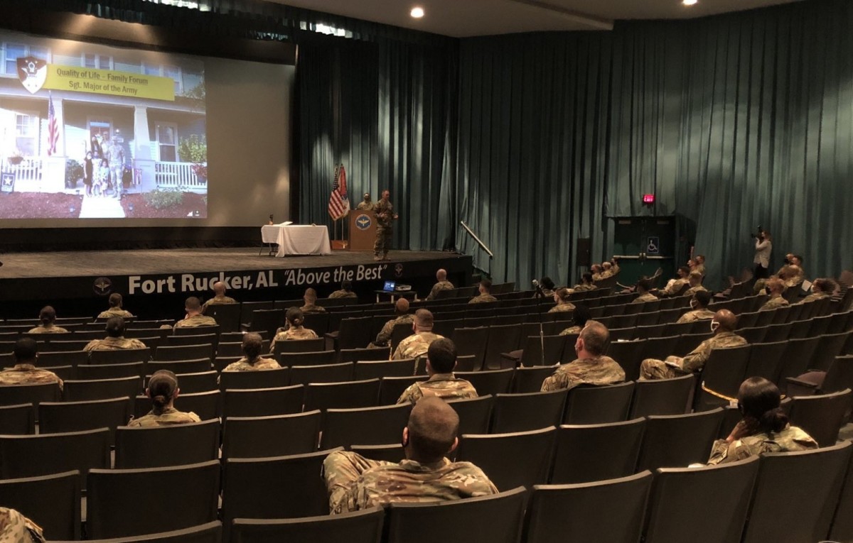 Sergeant Major of the Army visits Fort Rucker, discusses quality of ...