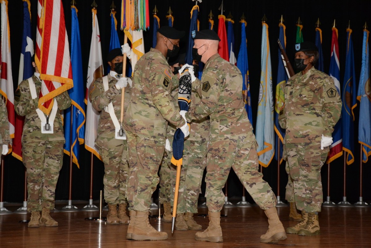 Kentucky native becomes Army Human Resources Command’s new command ...