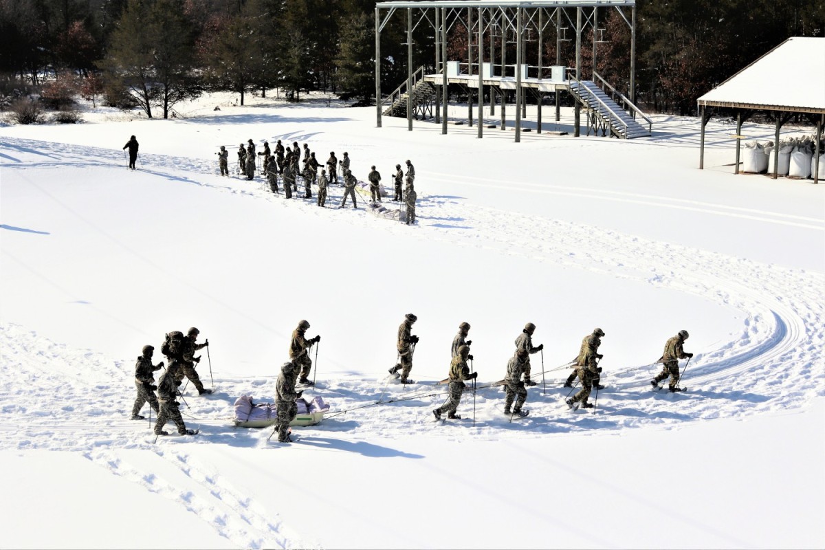 Photo Essay: Cold-Weather Operations Course class 21-04 students ...