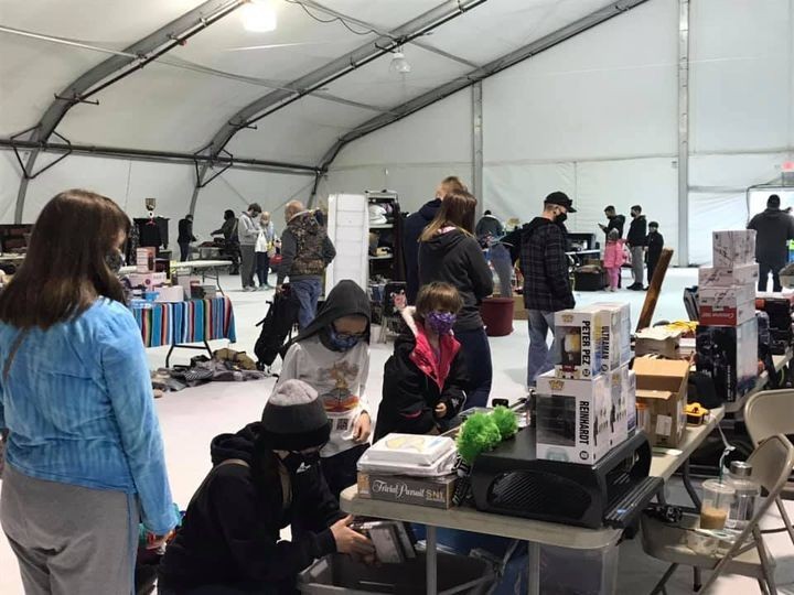 Flea market scratches spring cleaning itch on JBLM | Article | The ...