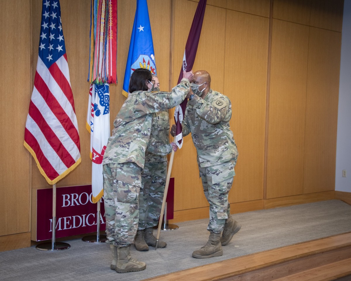 BAMC bids farewell to commanding general | Article | The United States Army
