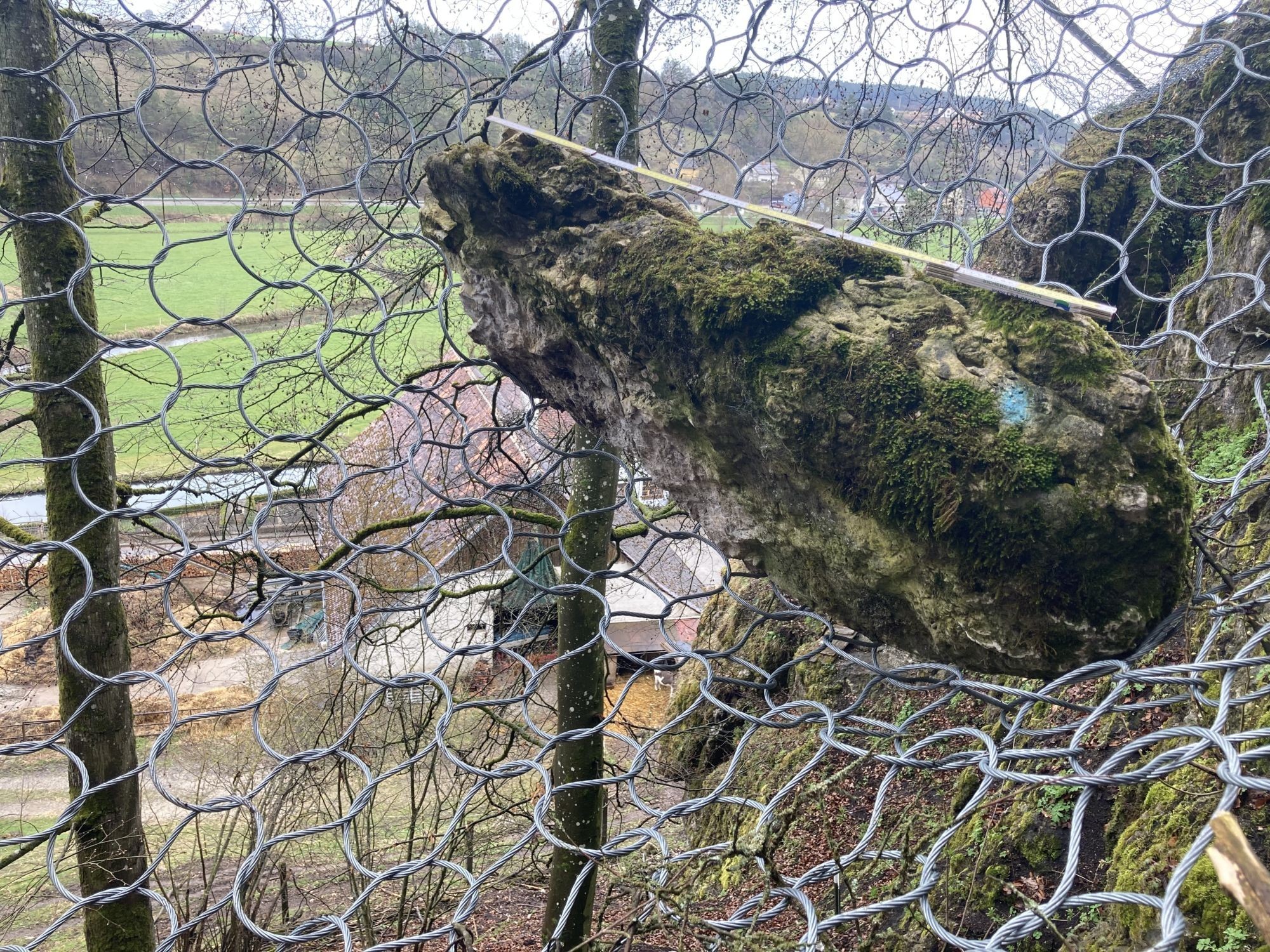 Hohenburg security fence works to catch large falling boulders ...