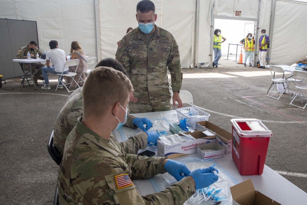 U.S. Army Soldier saves life at Miami Community Vaccination Center ...