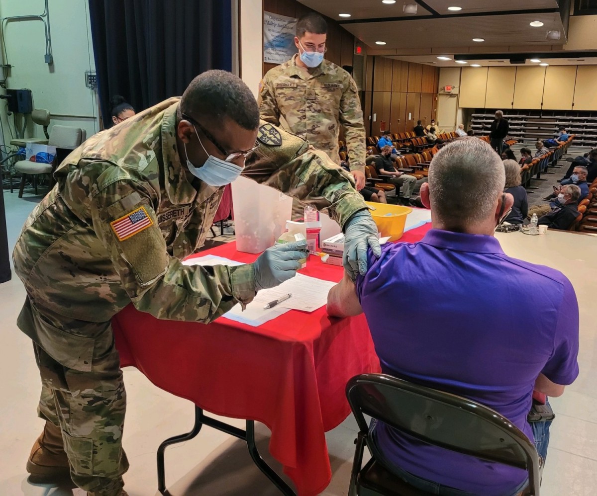 7245th Medical Command Unit provides COVID-19 vaccination support to ...