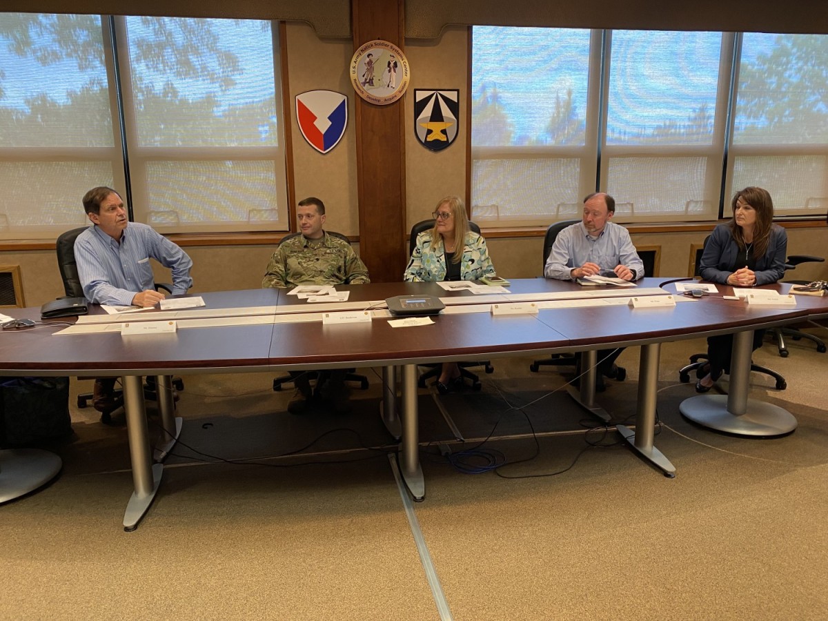 Town Officials Visit Natick Soldier Systems Center | Article | The ... Town Officials Visit Natick Soldier Systems Center | Article | The ...