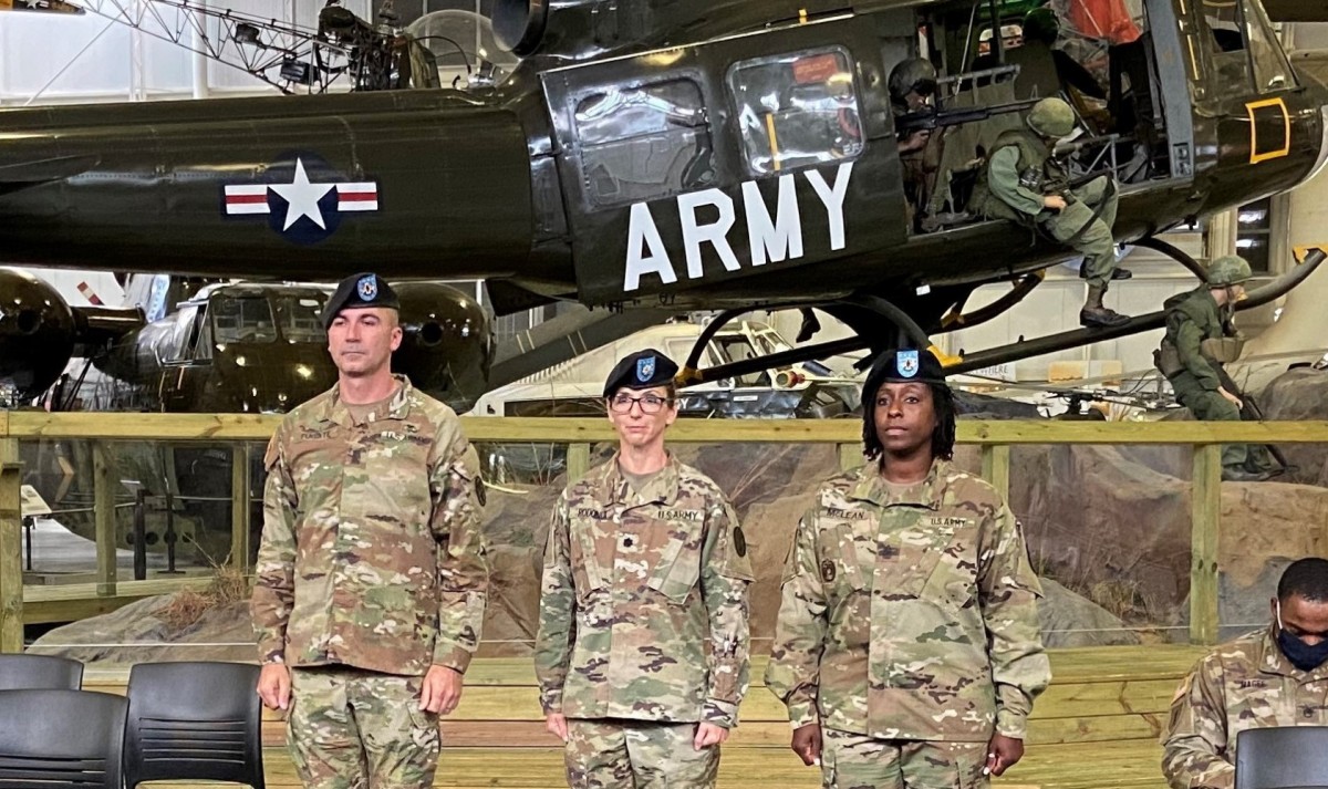 Lyster welcomes new senior enlisted advisor | Article | The United ...