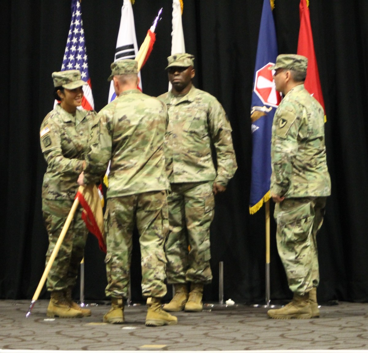411th Contracting Support Brigade Exchanges Leadership | Article | The ...