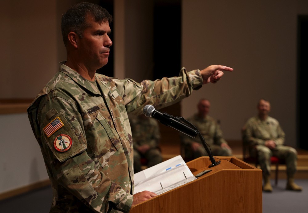 1st Area Medical Laboratory conducts change of command ceremony ...