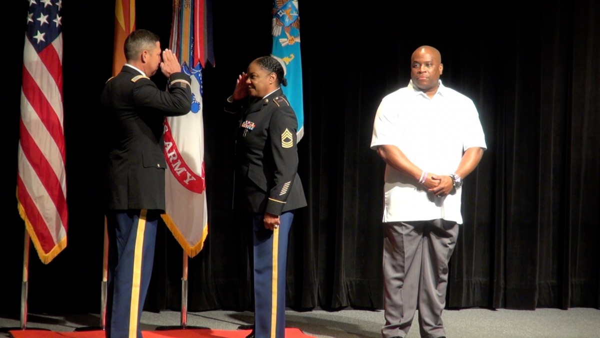 Fort Report: Five Soldiers retire from active duty | Article | The ...