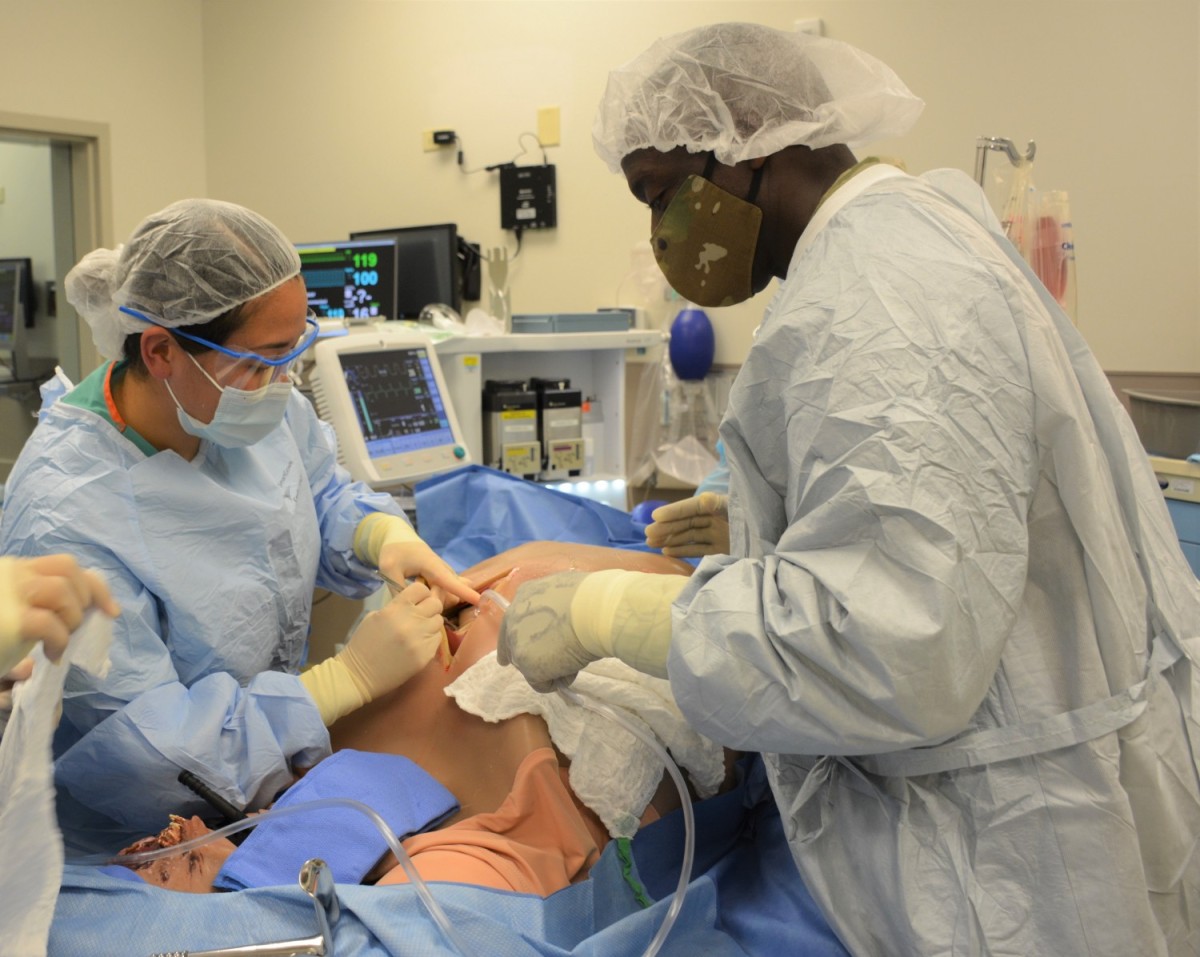 U.S. ARMY SURGEON GENERAL VISITS TRIPLER ARMY MEDICAL CENTER | Article ...