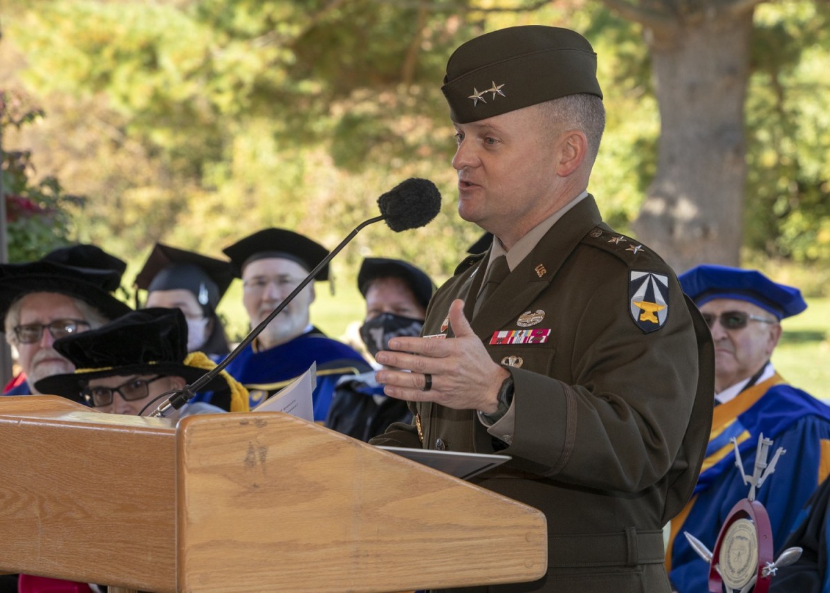 Armament Graduate School commencement ceremony honors 2020 and 2021 ...