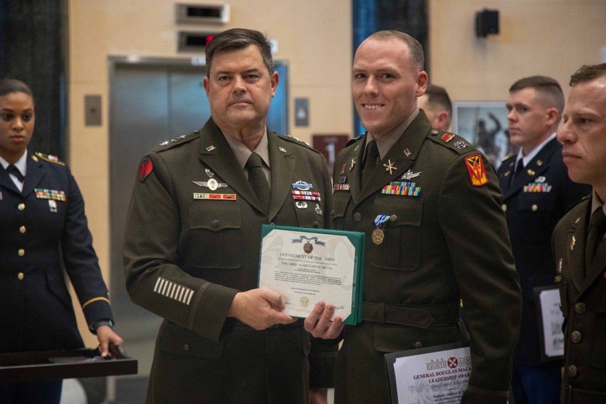 Eighth Army recognizes, commends leadership efforts | Article | The ...